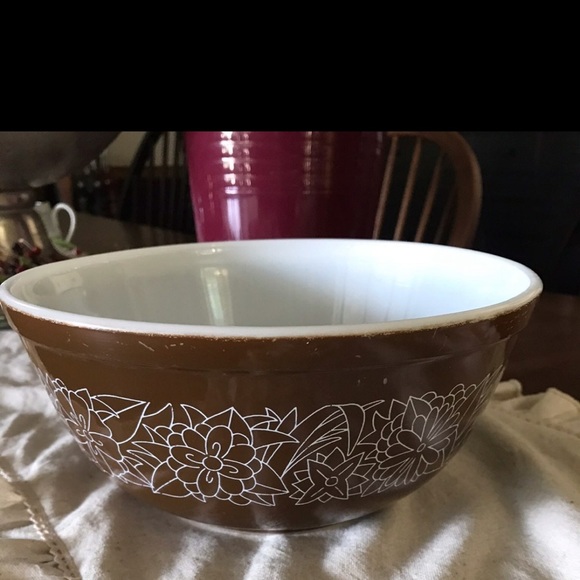 Pyrex | Kitchen | Vintage Pyrex Brown Floral Design Bowl | Poshmark